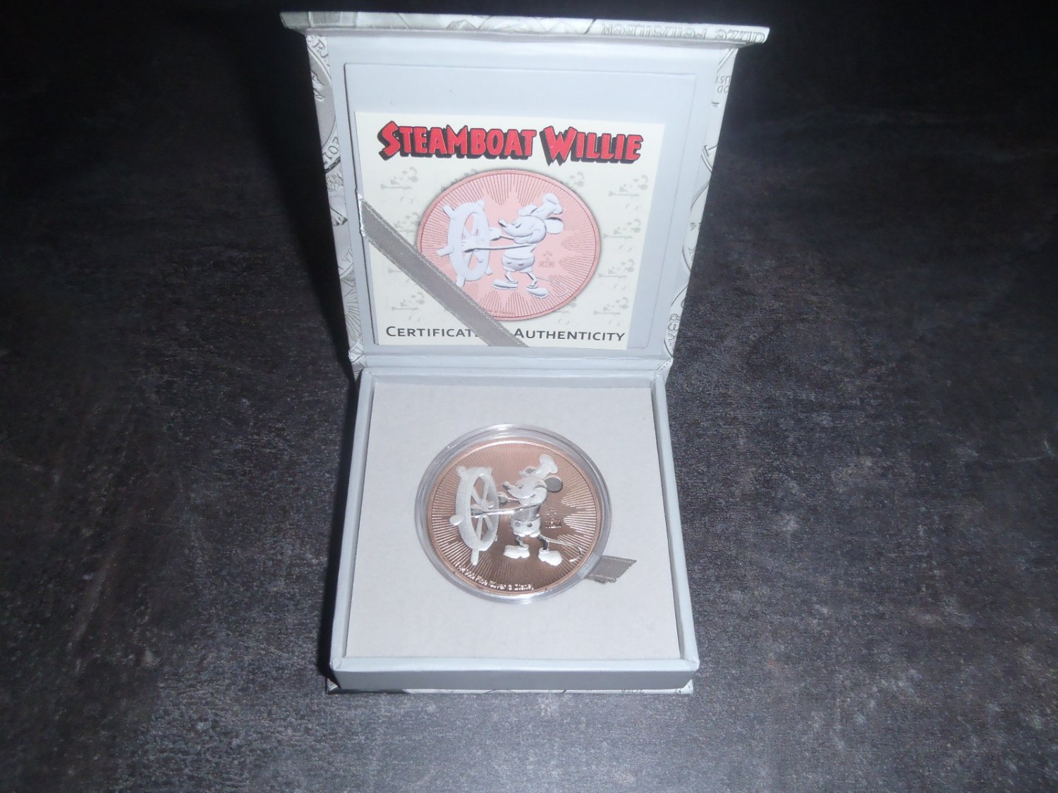 Extremely Rare! Walt Disney Silver/Gold 999 Mickey Mouse Steamboat 1oz Coin