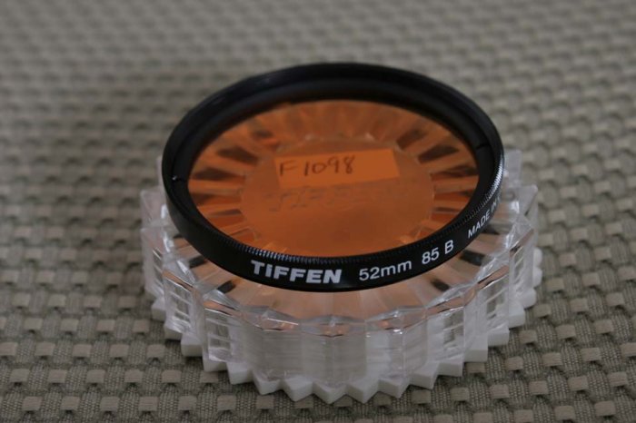 TIFFEN AUTH 52mm 85B COLOR CONVERSION LENS FILTER F1097