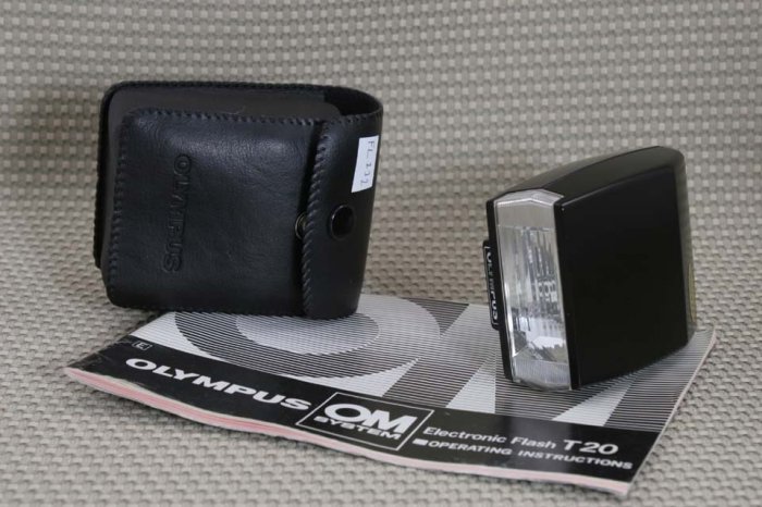 OLYMPUS T20 AUTO FLASH OM1 OM2 OM4 OM10 OM3TI NEW NOS