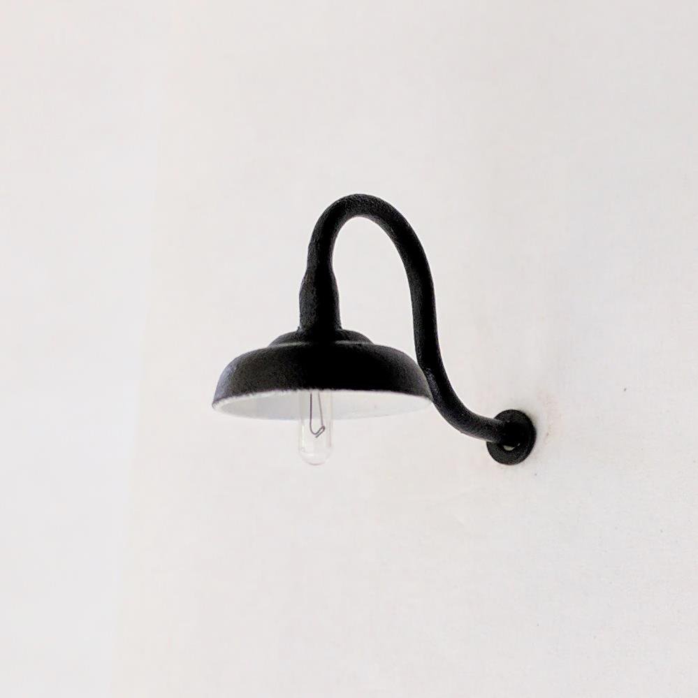 Gooseneck Lamp / Light for O-Scale Model Train Layout Buildings - Black