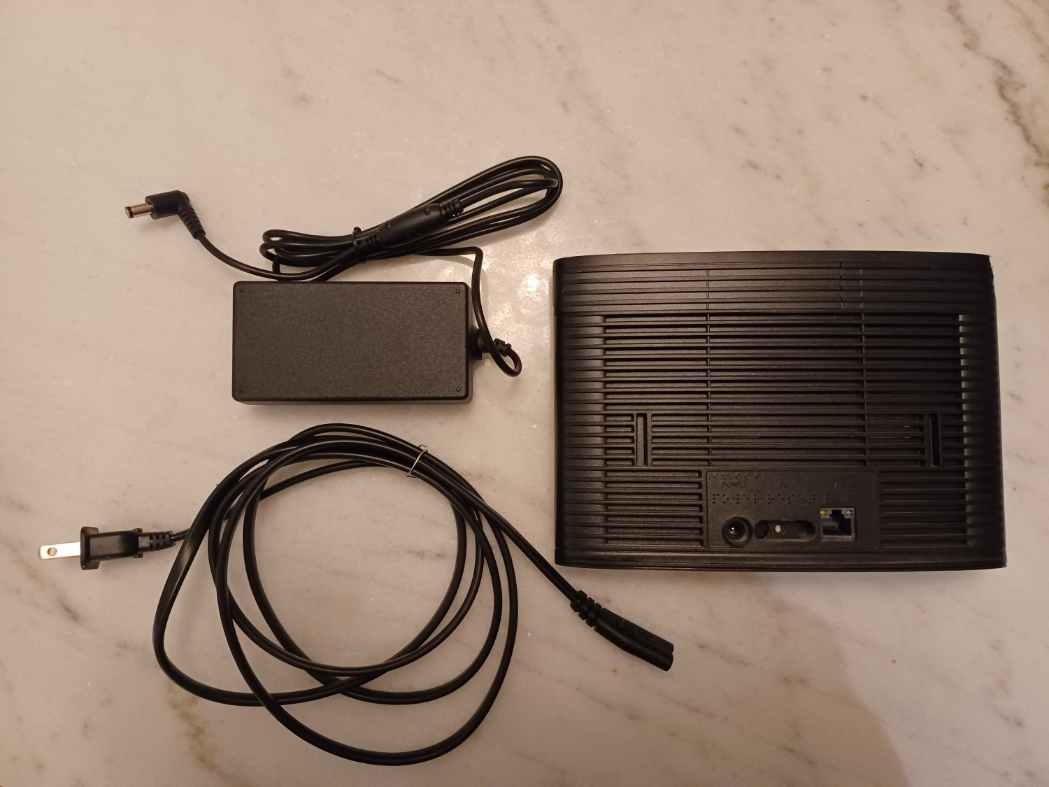 Samsung 4G LTE Network Extender 2 SLS-BU10B Verizon Signal Booster