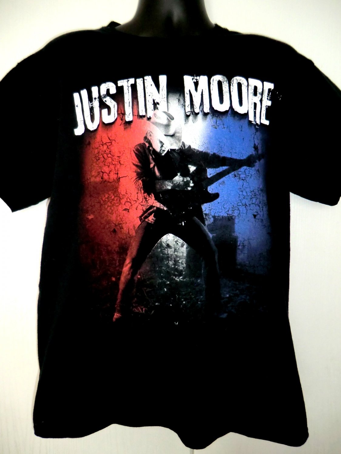 SOLD! Justin Moore Tour T-Shirt Size Large