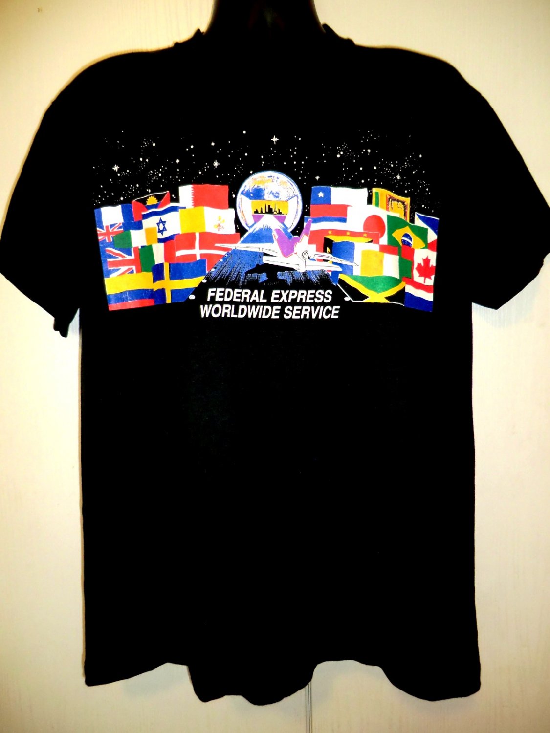Vintage FedEx Federal Express T-Shirt Size Large