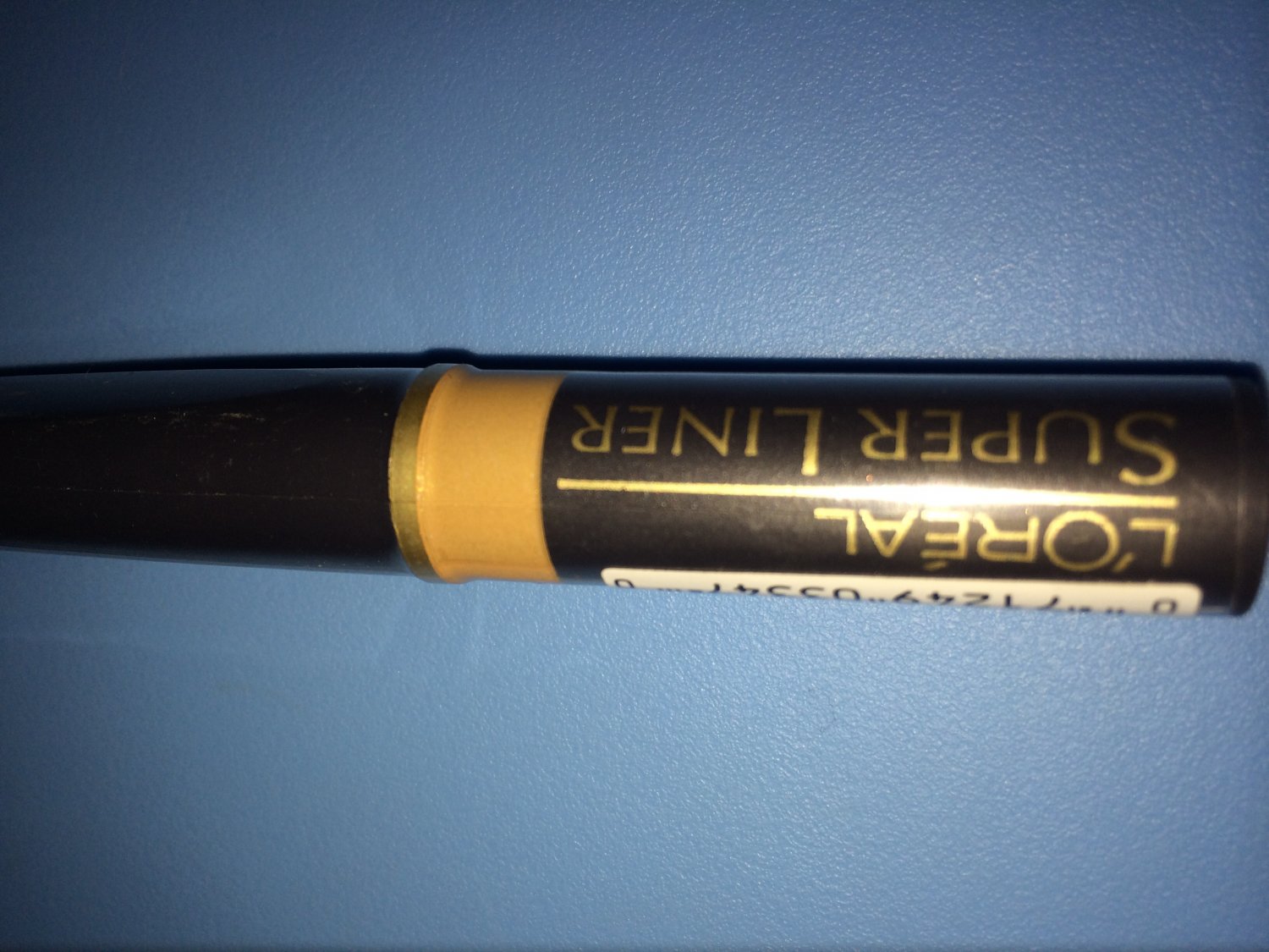 (1) L'oreal GOLD THRUSH Super Liner New Discontinued Rare