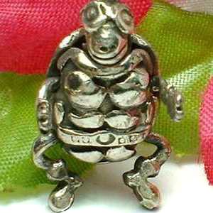 925 STERLING SILVER NINJA TURTLE (MOVES) CHARM / PENDANT