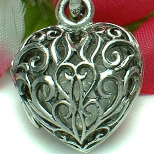 STERLING SILVER FILIGREE HEART PHOTO LOCKET PENDANT #4