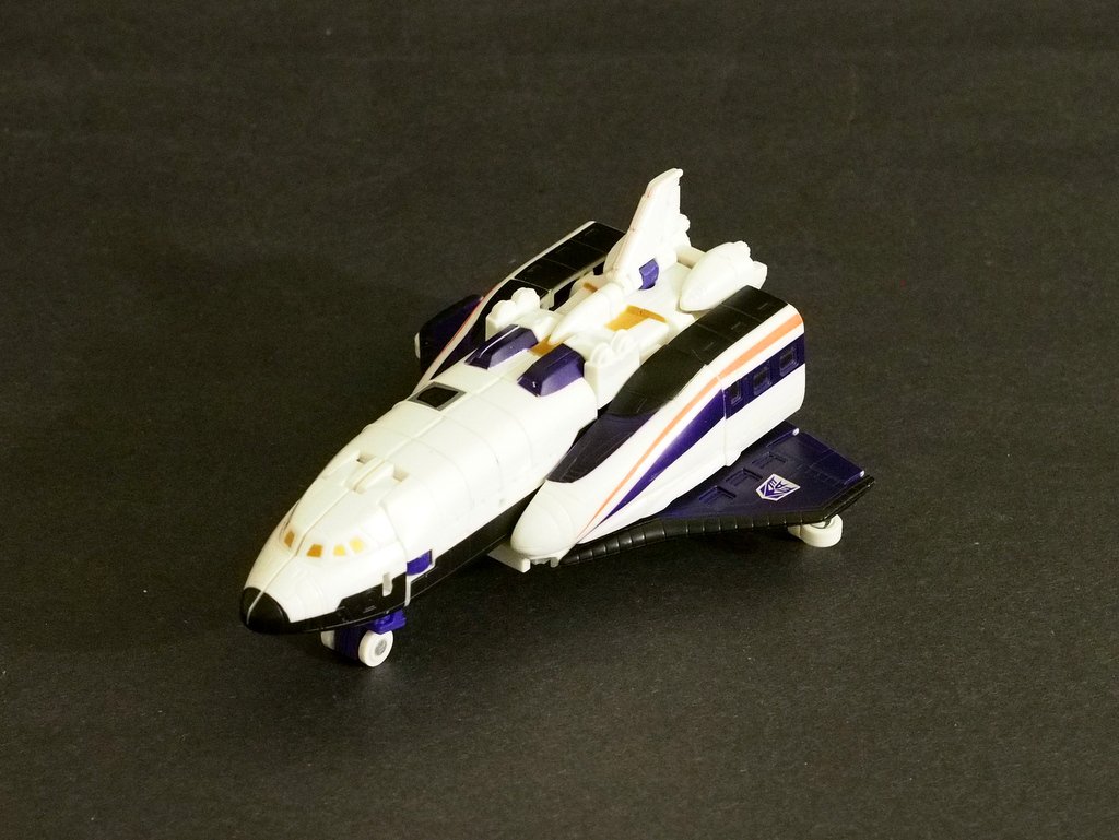 Transformers Classic Astrotrain Deluxe Class Complete Hasbro