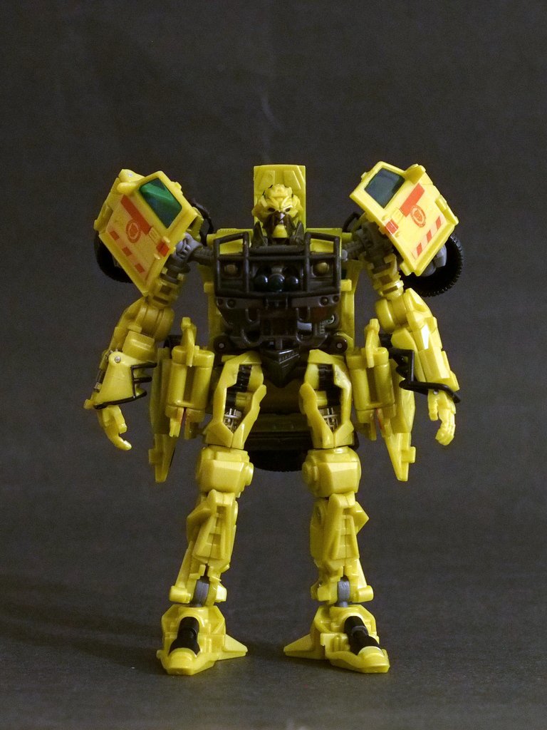 Transformers Autobot Ratchet ROTF Deluxe Class Revenge of the Fallen ...