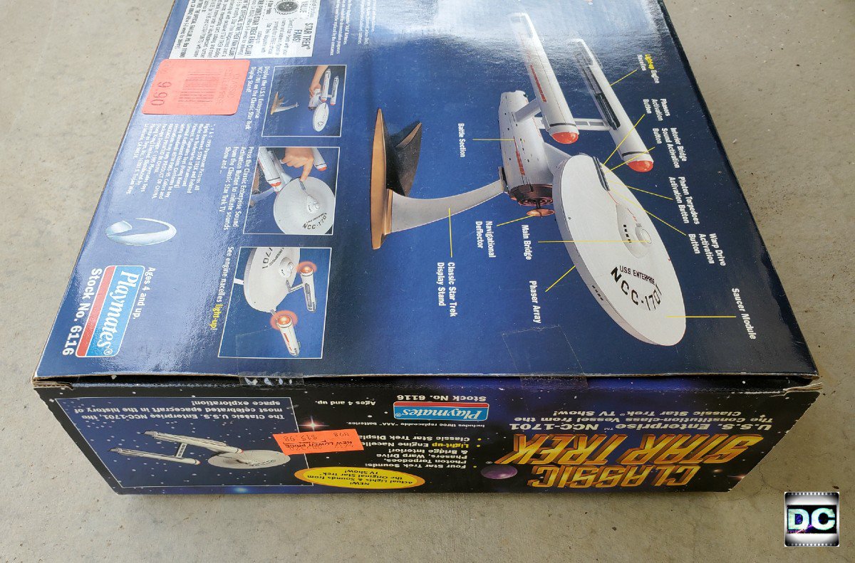 Star Trek Playmates 6116 Enterprise NCC-1701 Classic Model Starship ...