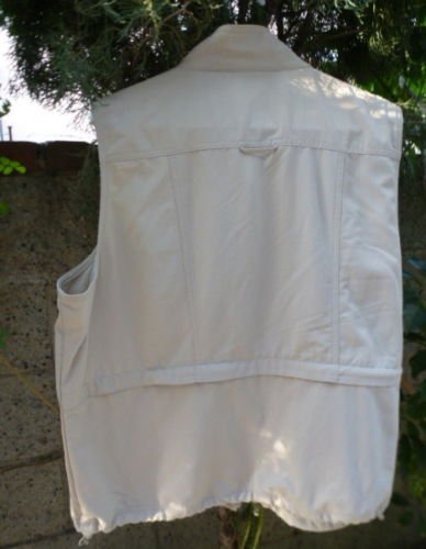 Travelsmith Women's Voyager Vest 15 pocket 2X safari vest 20-22 poly UPF40+