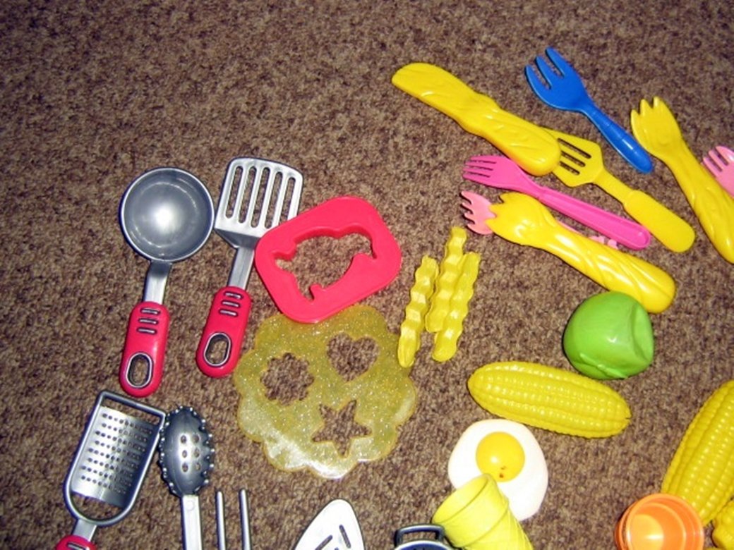 Large Group Of Toy Dishes Pots Pans Plates Silverware And Food 600629