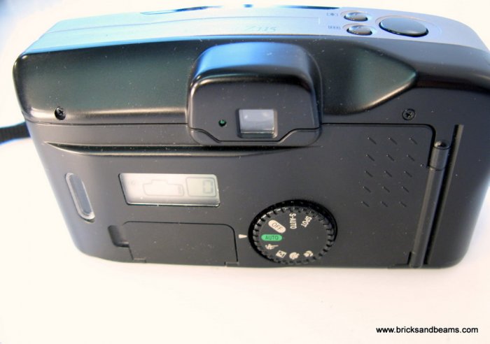 Canon Sure Shot Z115 Caption 35mm Film Camera with Strap 38-115mm