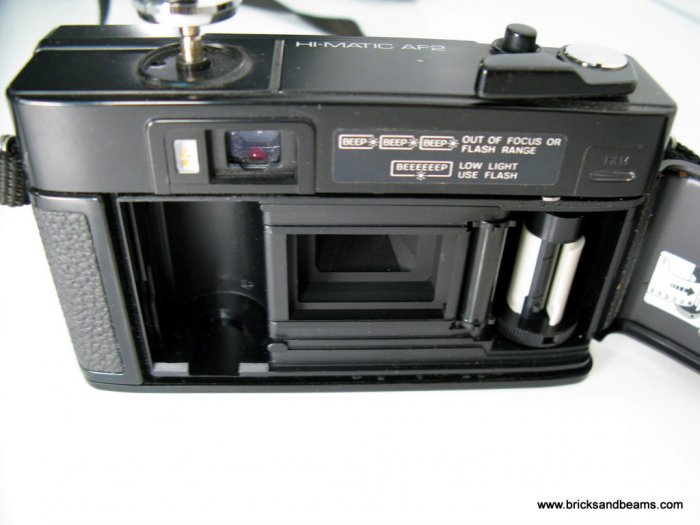 Vintage Minolta Hi-Matic AF2 35MM Film Camera with Case Works and Looks Great