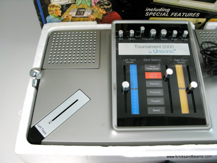 Unisonic Tournament 2000 Electronic Action TV Game Vintage Pong
