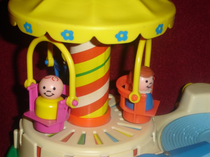 Vintage 1981 Fisher Price Change A Tune Carousel Record Player 170 ...