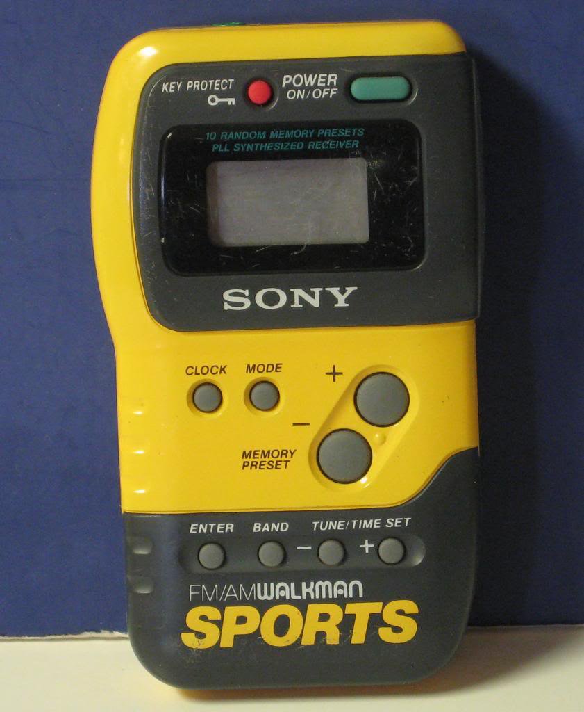 SOLD - Sony Sports Walkman SRF-M70 AM / FM Radio / Stop Watch / Clock ...