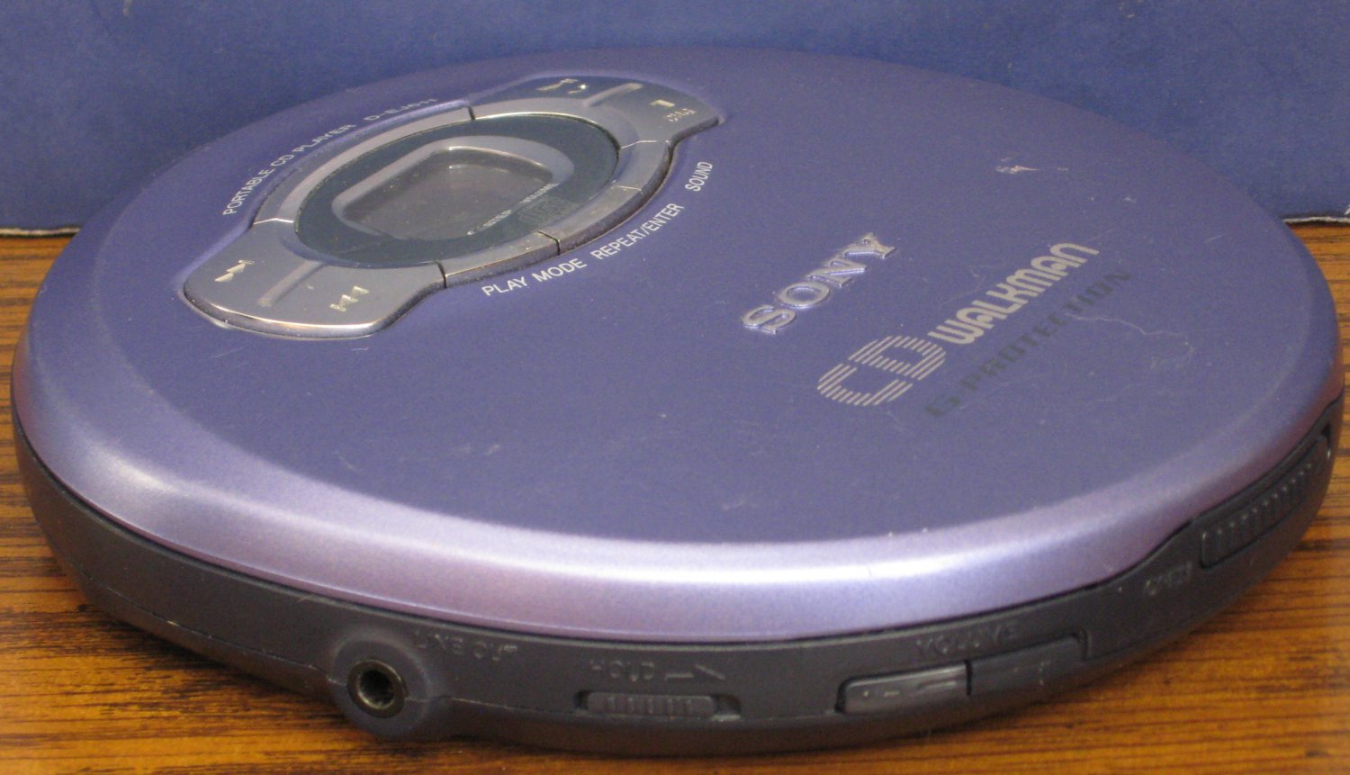 SOLD - Sony Discman D-EJ611 Personal CD Walkman Player - Blue - CD-R ...