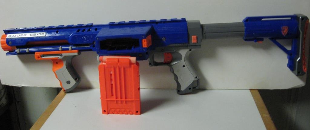 Nerf N-Strike CS-35 Raider Soft Dart Gun with Magazine and 6 Streamline ...