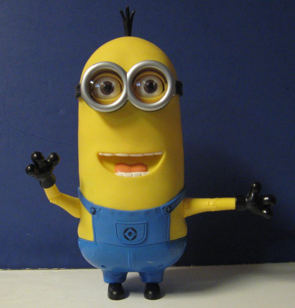 SOLD - Despicable Me 2 Talking Minion Tim Rubbery 11" Figure - Thinkway ...