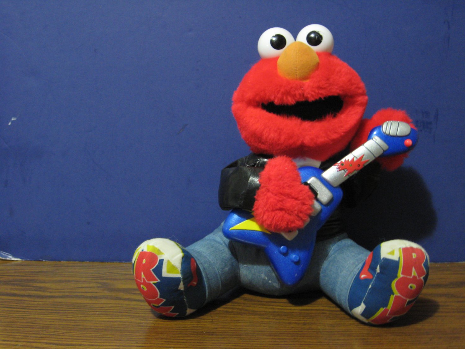 SOLD - Sesame Street Rock and Roll Tickle Me Elmo Animatronic ...