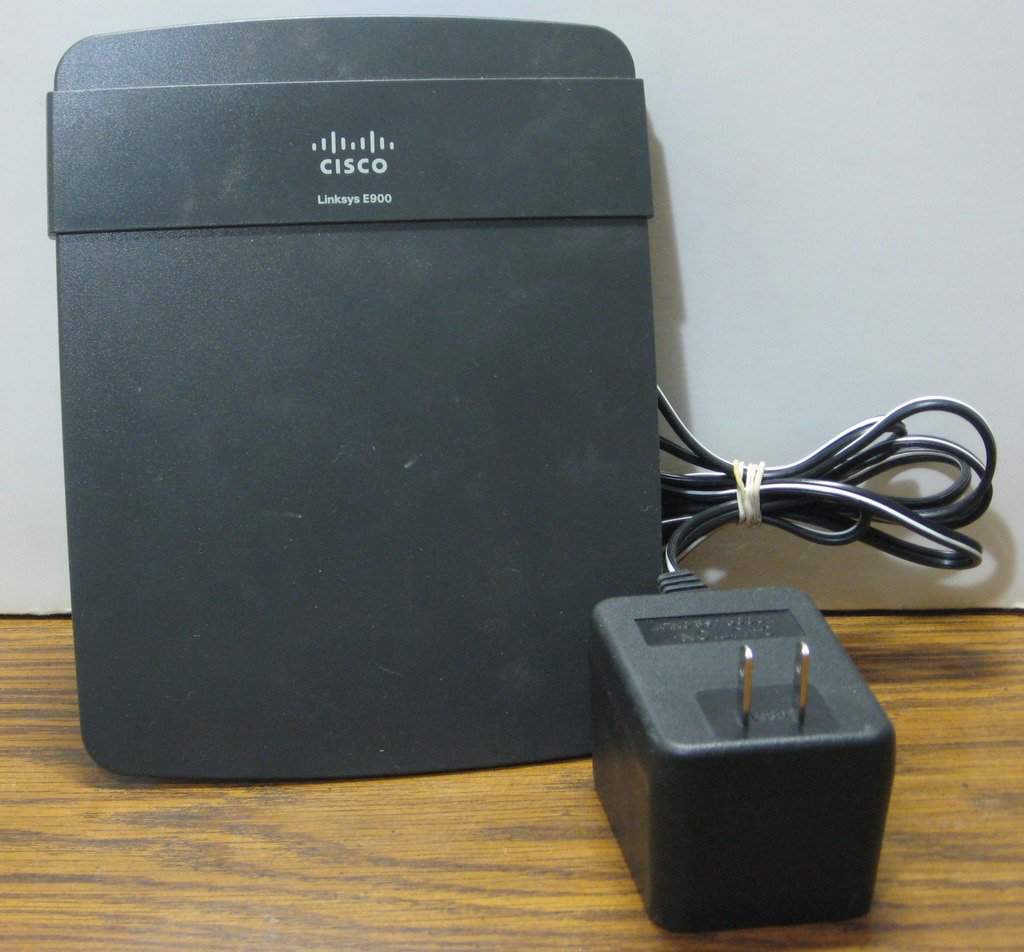 Cisco Linksys Wireless Broadband Router / 10/100 4-Port Switch E900