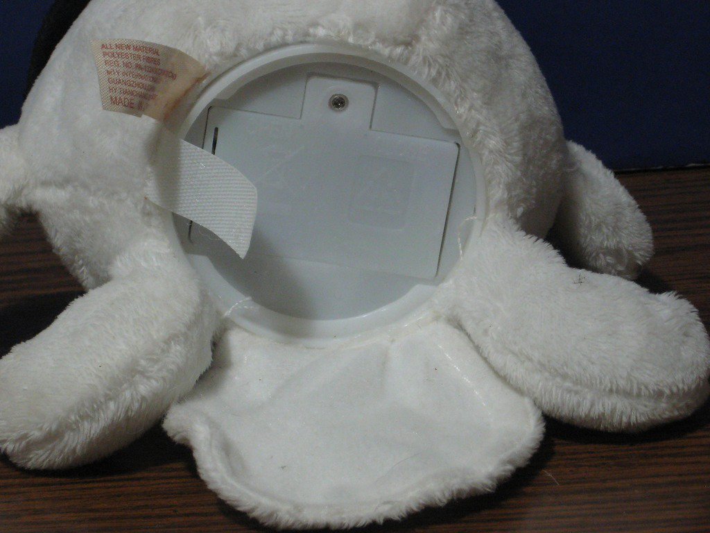 Dan Dee Plush Musical Laughing Vibrating Holiday Snowman - Halloween ...