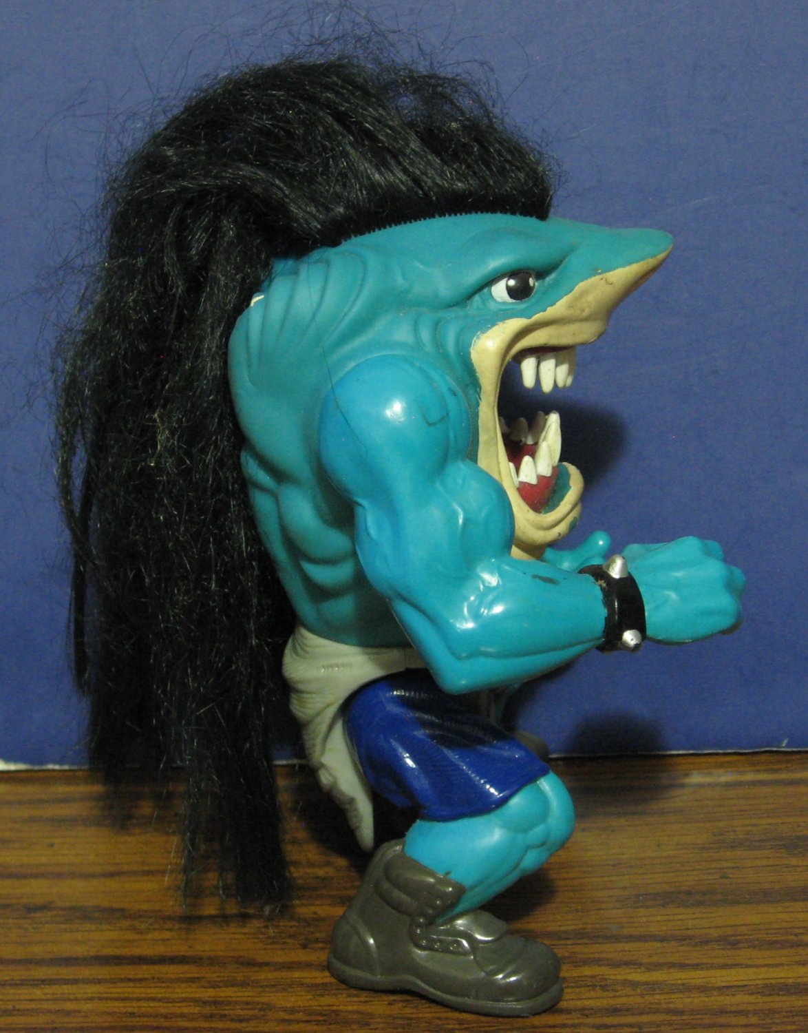 SOLD - Street Sharks Rox - Mako Shark 1995 Vintage 6" Streetwise Designs