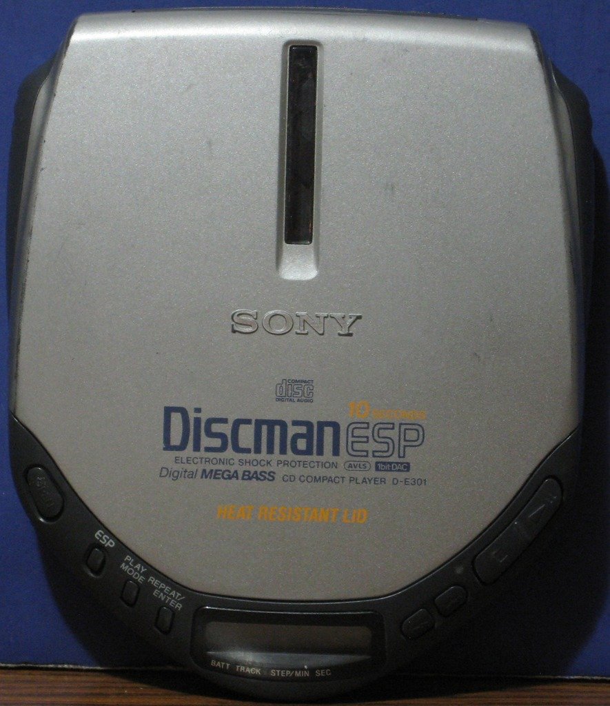 SOLD - Sony D-E301 Discman Personal CD Player CD Walkman - 1997 Vintage