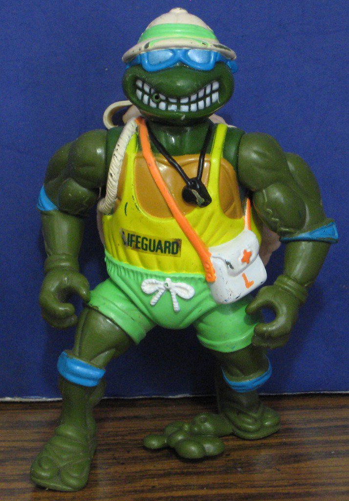 Teenage Mutant Ninja Turtles Leonardo Sewer Spittin Lifeguard Action ...