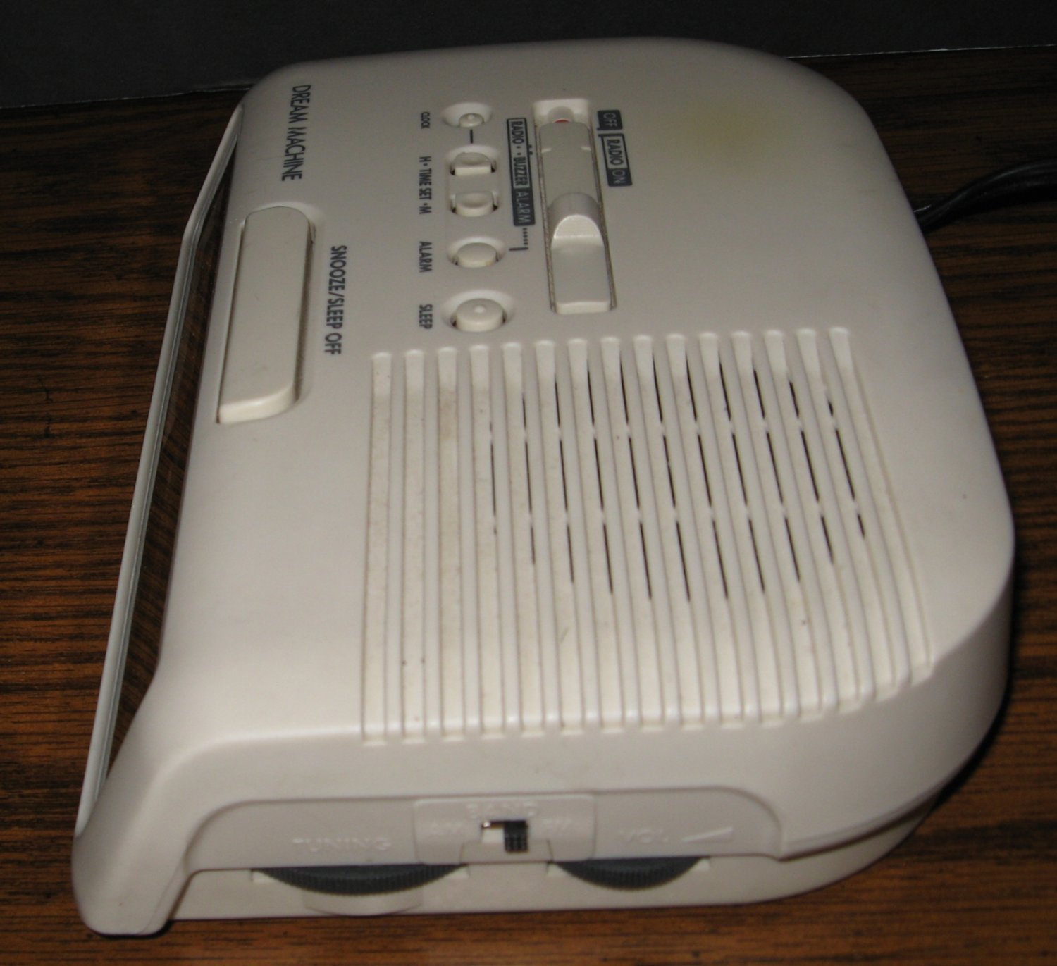 Sony Dream Machine ICF-C25 AM / FM LED Alarm Clock Radio - 1994 Vintage