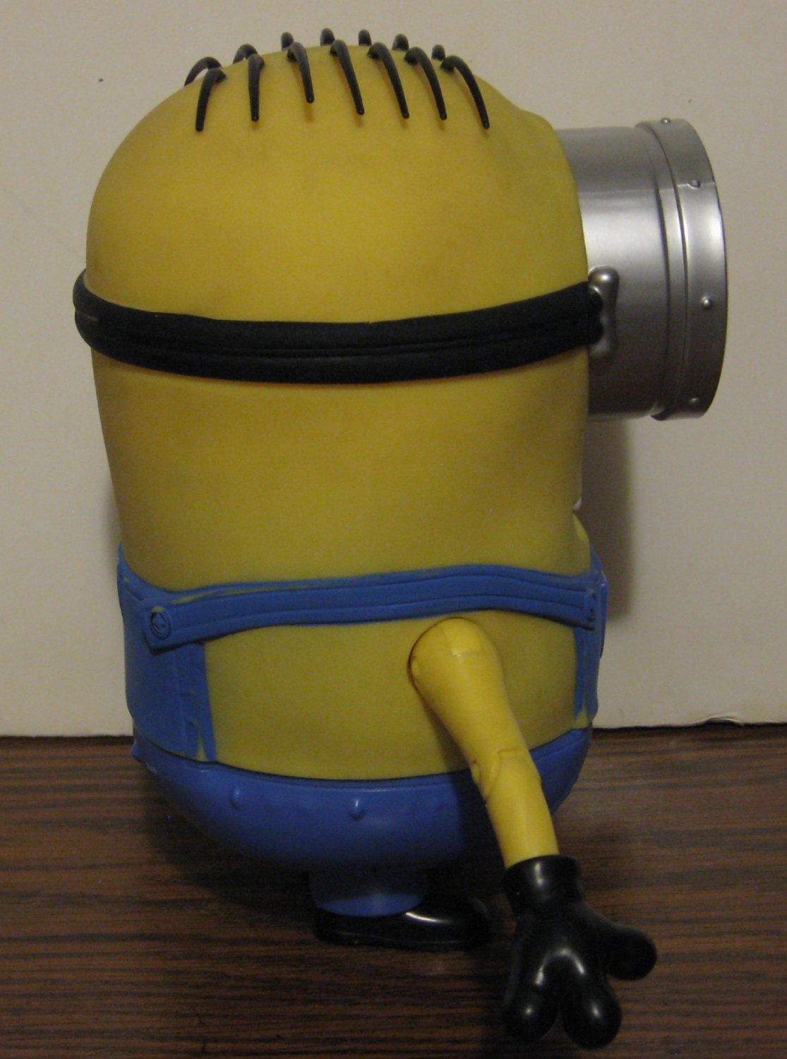 Despicable Me 2 Talking Minion Stuart Rubbery 8" Figure - Thinkway Toys