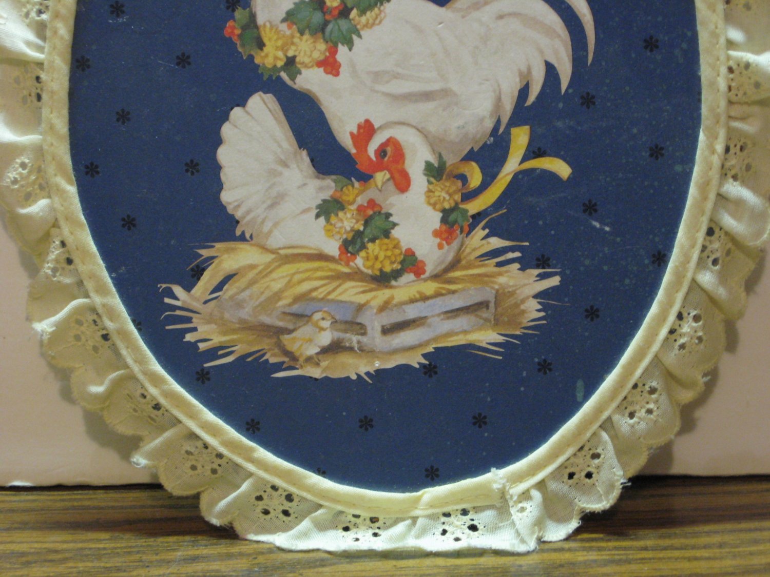 Hand Painted Chickens Wall Plaque Wood with Lace Trim Rooster Hen Chick ...