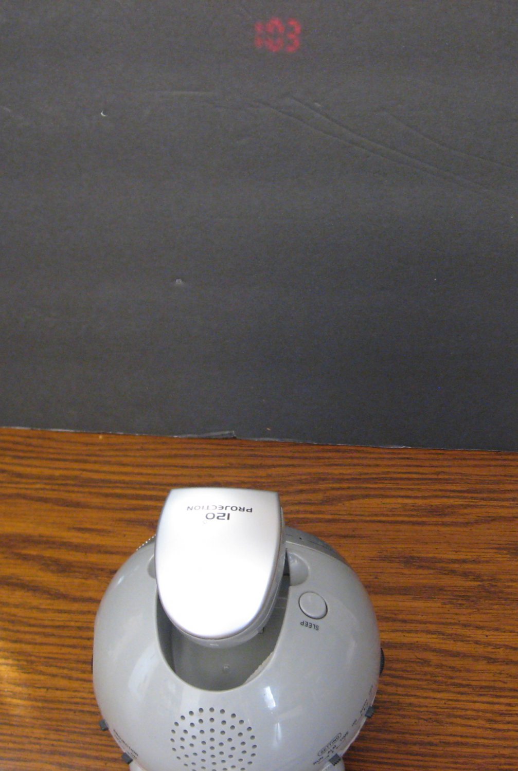 Jensen LED Projector Alarm Clock AM FM Radio JCR-222 - Gray