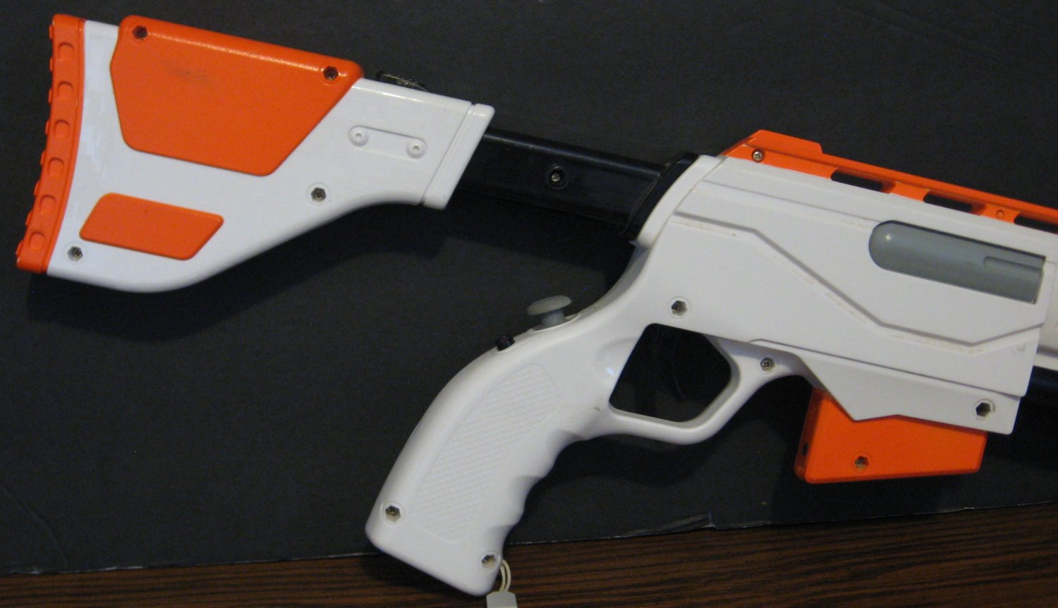 Microsoft XBox 360 Light Gun - Cabela's Dangerous Hunts Top Shot Elite ...