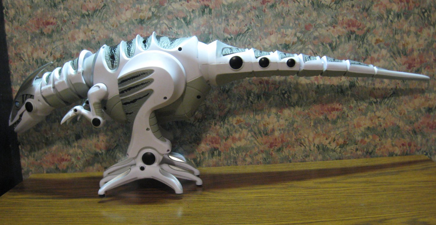 SOLD - WowWee Roboraptor Large Remote Controlled Robot Dinosaur - No ...