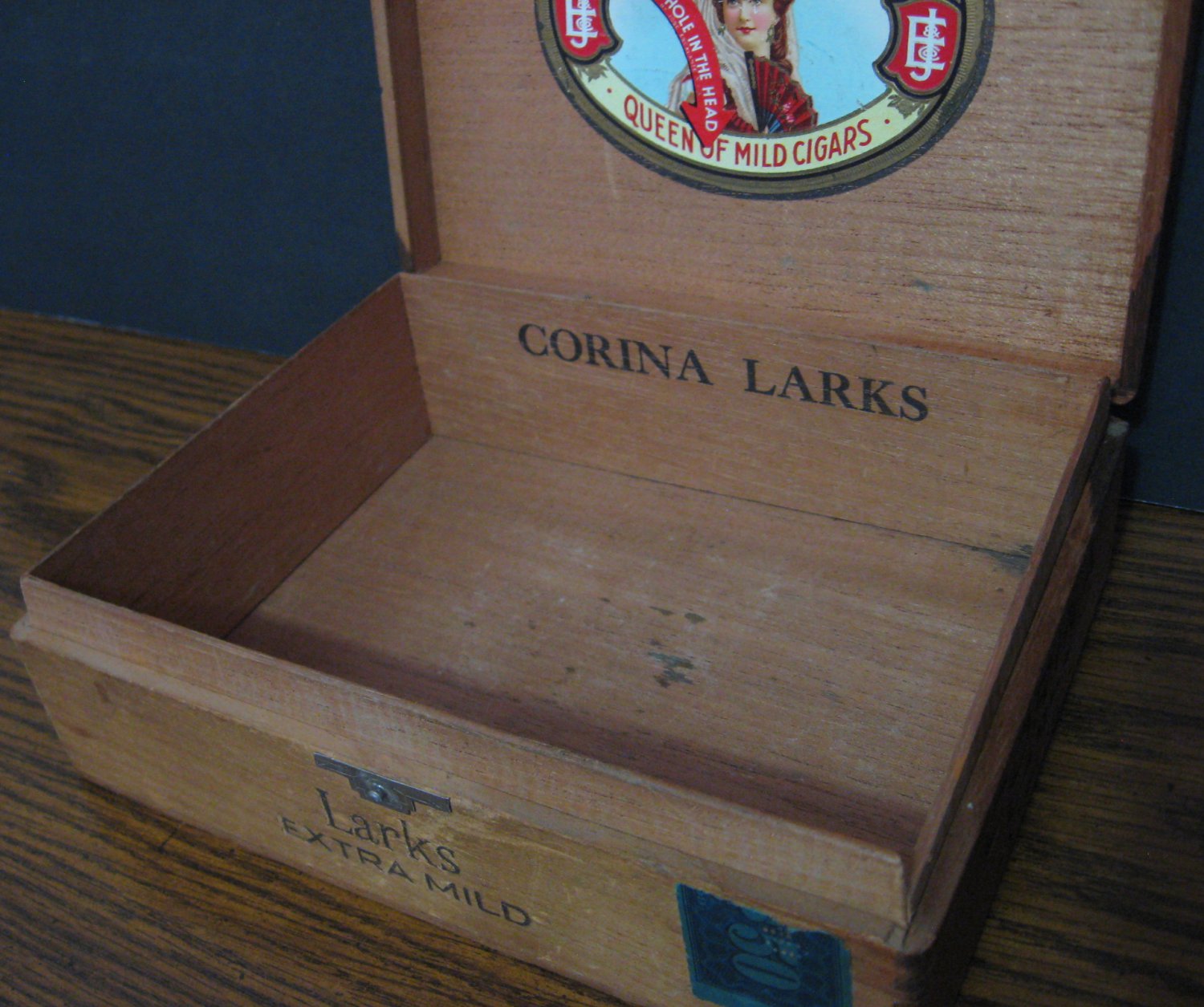 Corina Larks Extra Mild 10 Cent Cigar Box - 50 Cent Tax - 1940s / 1950s ...