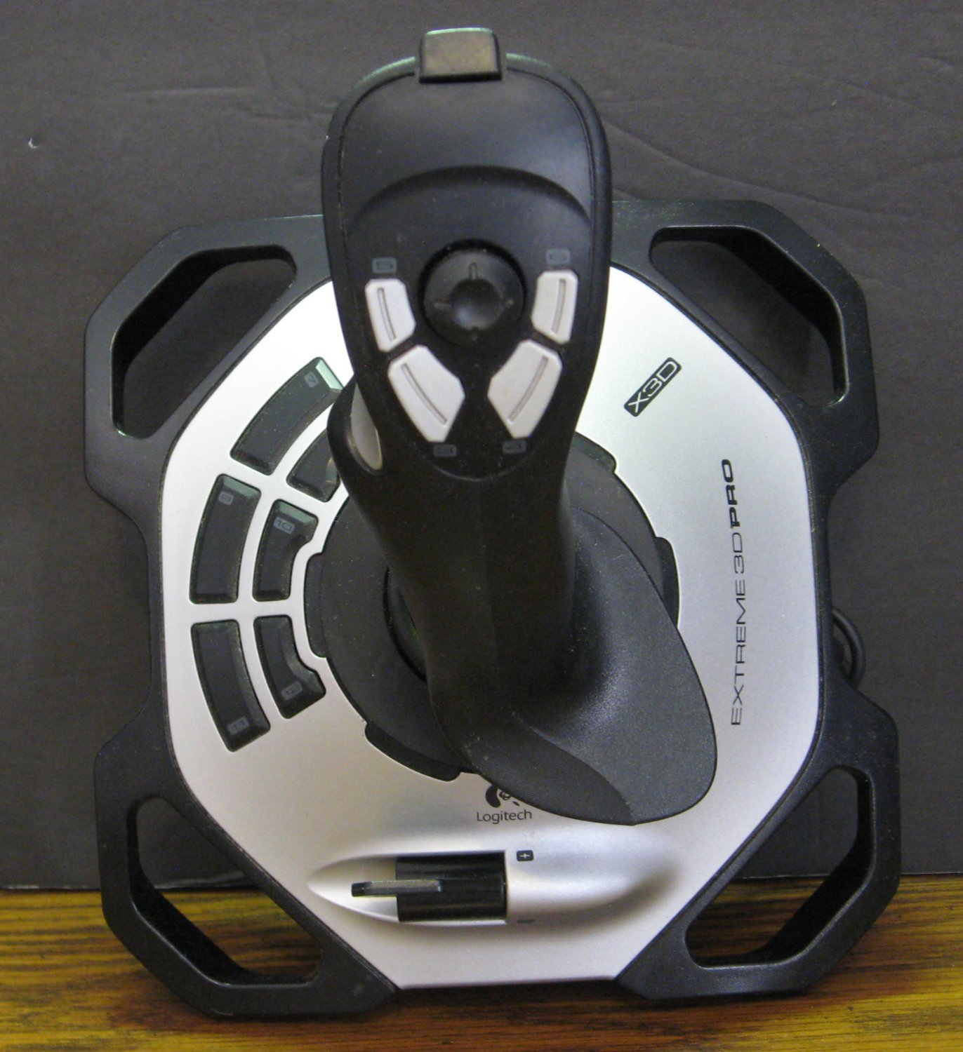Logitech Extreme 3D Pro USB Flight Stick Joystick Controller - J-UK17
