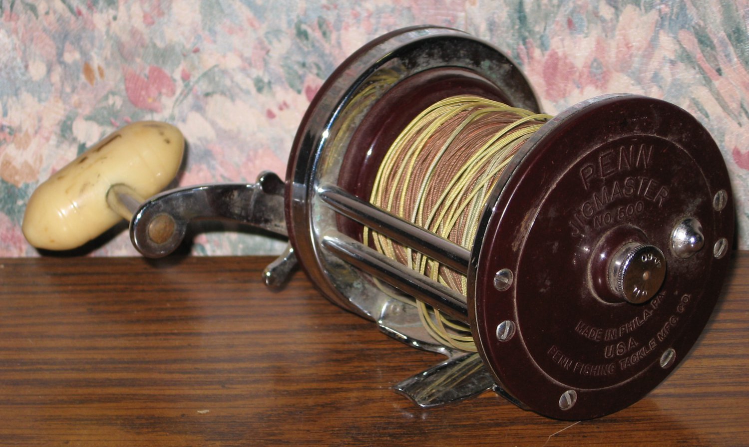 Penn Reels Jigmaster 500 Fishing Reel - Brown with White Handle - 1970s ...