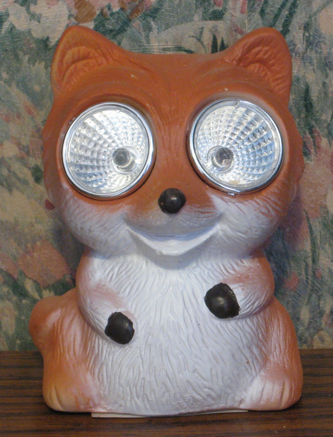 Solar Powered LED Light Up Decorative Stoneware Red Fox Garden Light