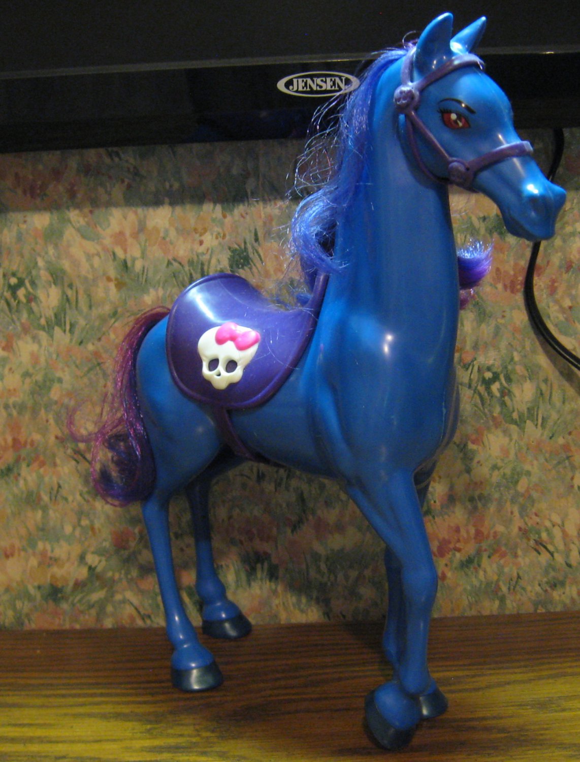 Monster High Nightmare - Headless Headmistress Bloodgood Horse - 12 ...