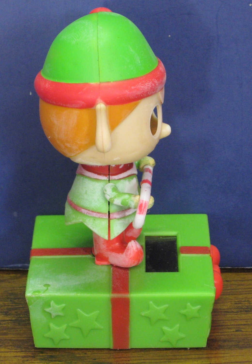 Christmas House Solar Dancing Elf Light Activated Decoration - 2016