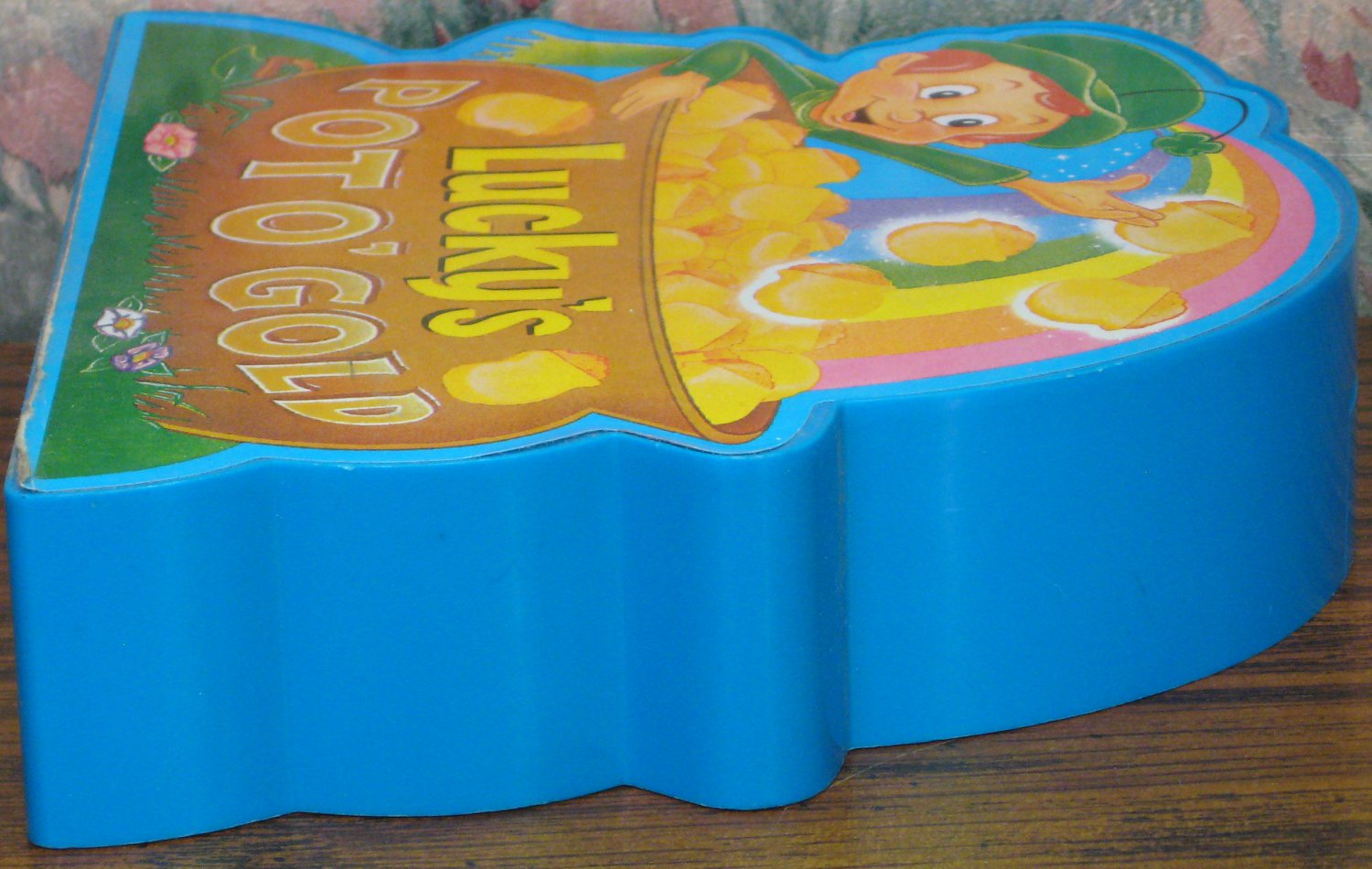 Lucky Charms Cereal Lucky's Pot O' Gold Bank - General Mills Premium ...