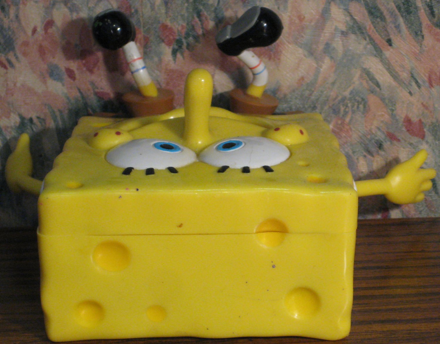 SOLD - Spongebob Squarepants Kids' Touch Tone Flip Phone Telephone ...