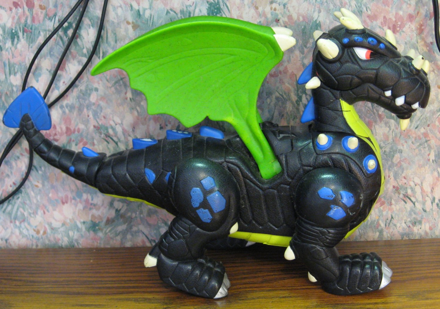 Fisher Price Imaginext Electronic Walking Roaring Black Dragon - Mattel ...