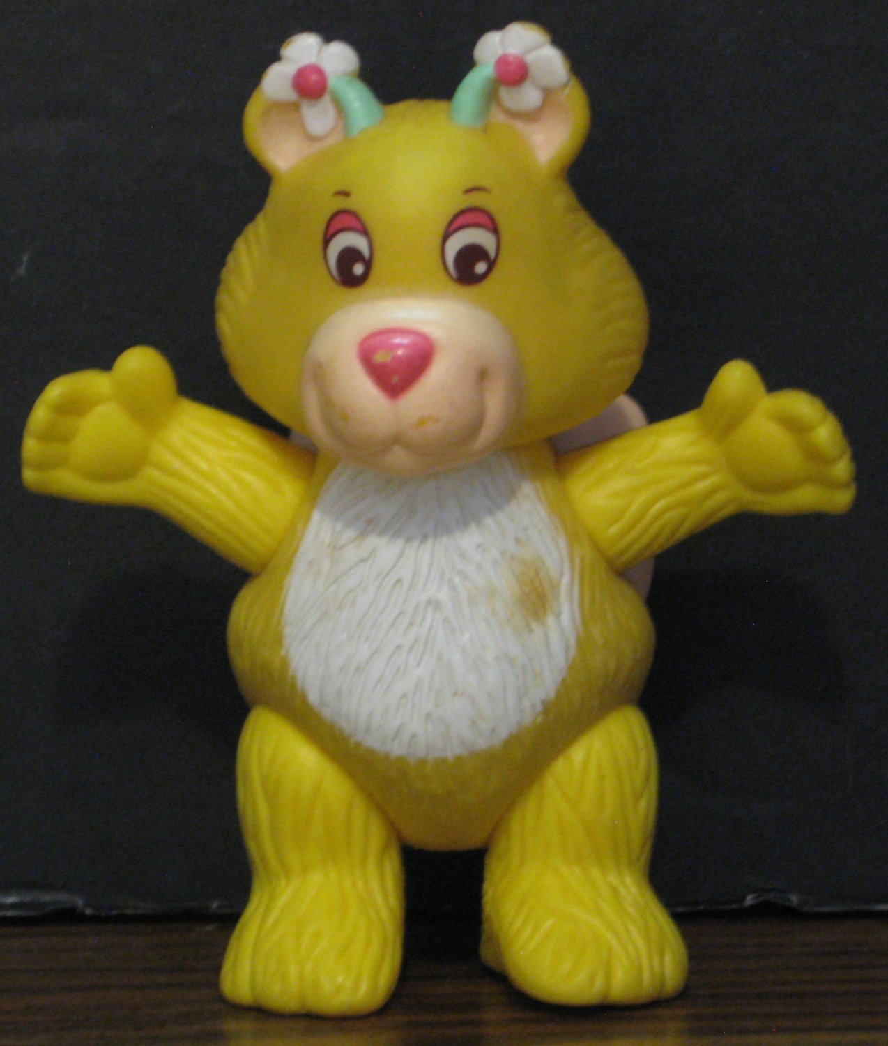 Disney Wuzzles Butterbear Jointed 4" PVC Figure - Hasbro - 1985 Vintage
