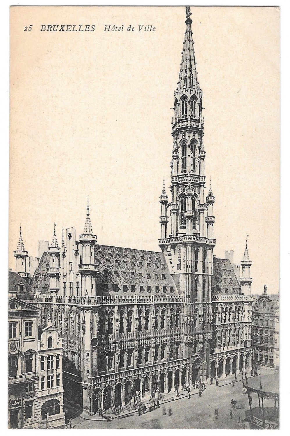 Bruxelles Hotel de Ville Brussels City Hall Belgium Vintage Postcard
