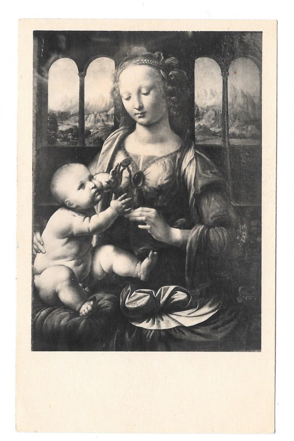 Leonardo Da Vinci Madonna and Child Virgin and Infant Noyer Framce Postcard