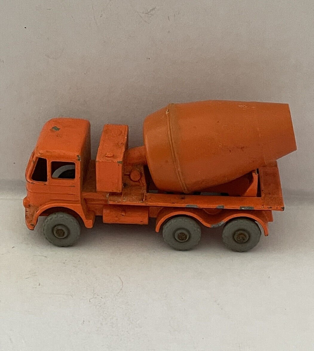 Matchbox Lesney # 26 Foden Orange Cement Mixer Die Cast Car