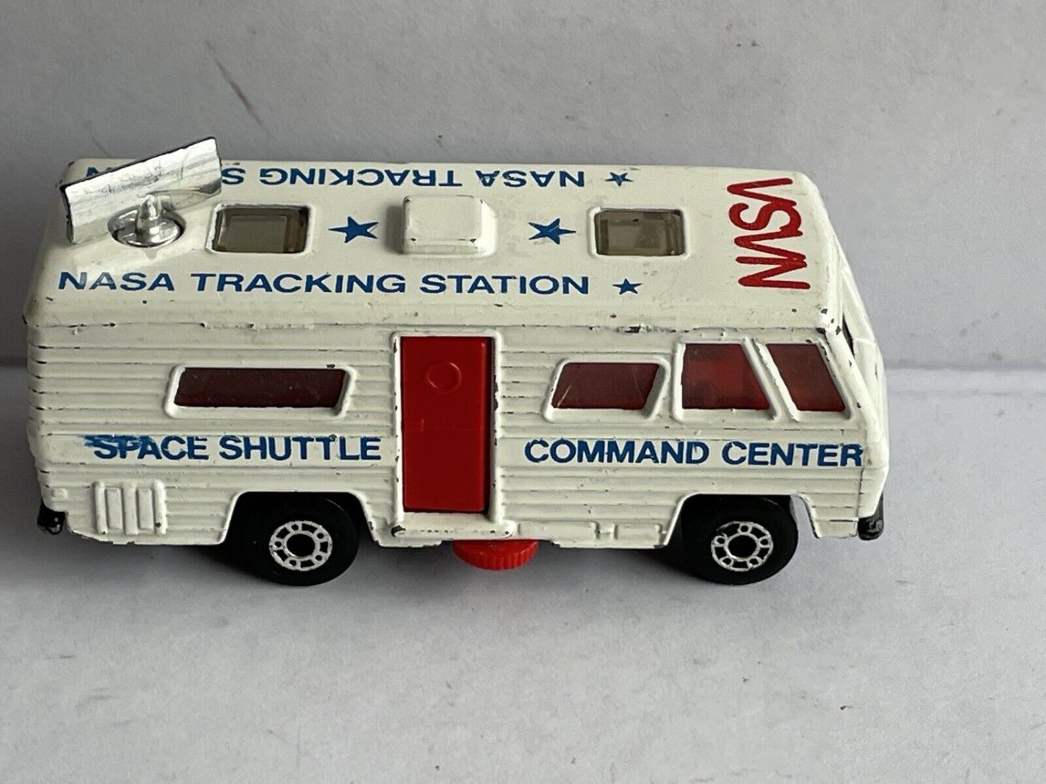 Matchbox NASA Tracking Vehicle U.S. Space Shuttle Command Center Vintage