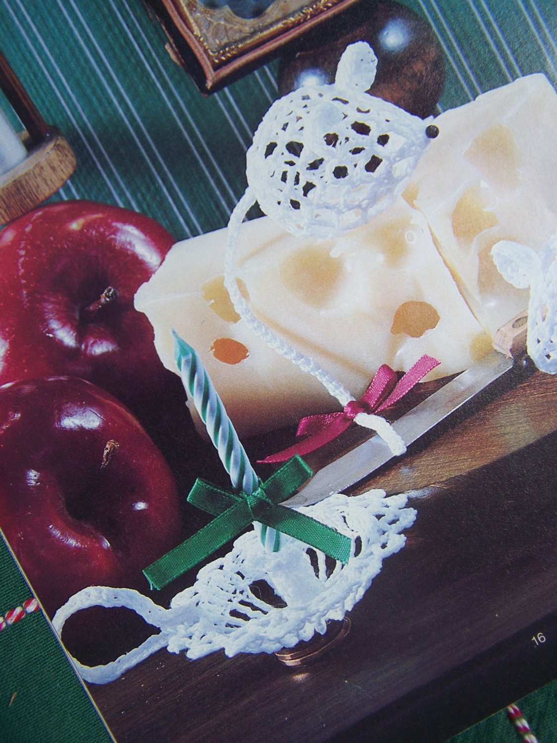Vintage 22 Easy Victorian Christmas Crochet Patterns Ornaments Decorations